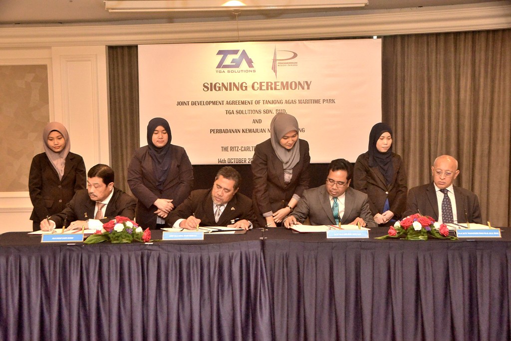 TGA SOLUTIONS SDN BHD & PKNP SIGNING CEREMONY - Perbadanan Kemajuan Negeri Pahang