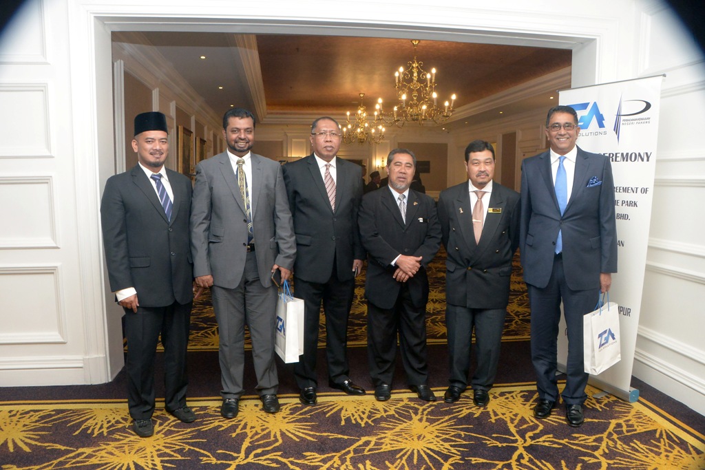 TGA SOLUTIONS SDN BHD & PKNP SIGNING CEREMONY - Perbadanan Kemajuan Negeri Pahang